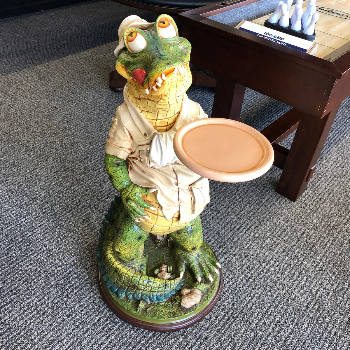 Crocodile Butler Statue – D&L Billiards